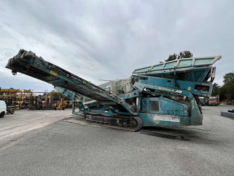 Cribleuse Powerscreen Warrior 1800 d'occasion - Cribleuses d'occasion ...