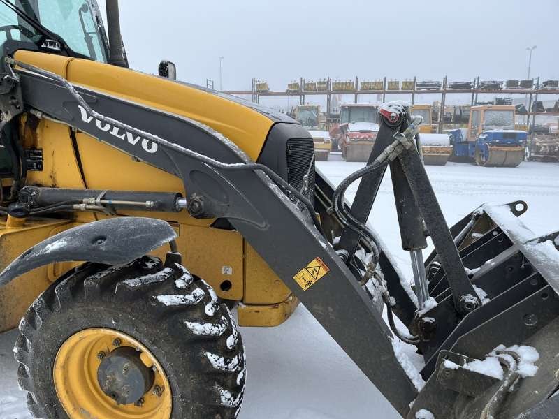 Backhoe Loader Volvo Bl61 Plus used - Backhoe Loader used | Sodineg France