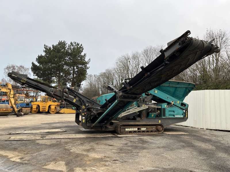 Cribleuse Powerscreen Warrior 800 d'occasion - Cribleuses d'occasion ...