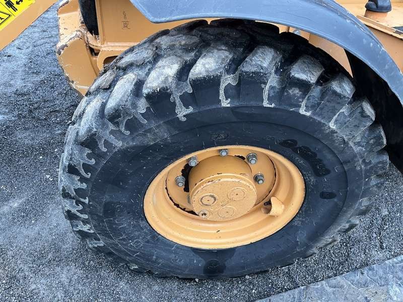 Backhoe Loader Case 580st used - Backhoe Loader used | Sodineg France