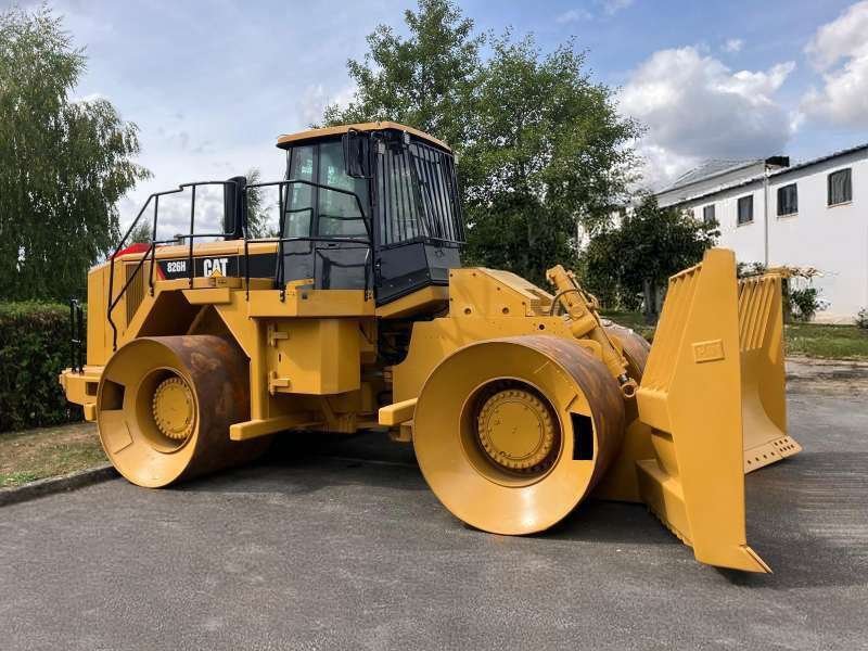 Compactador Pé De Carneiro Caterpillar 826h usadas - Compactador pe de ...