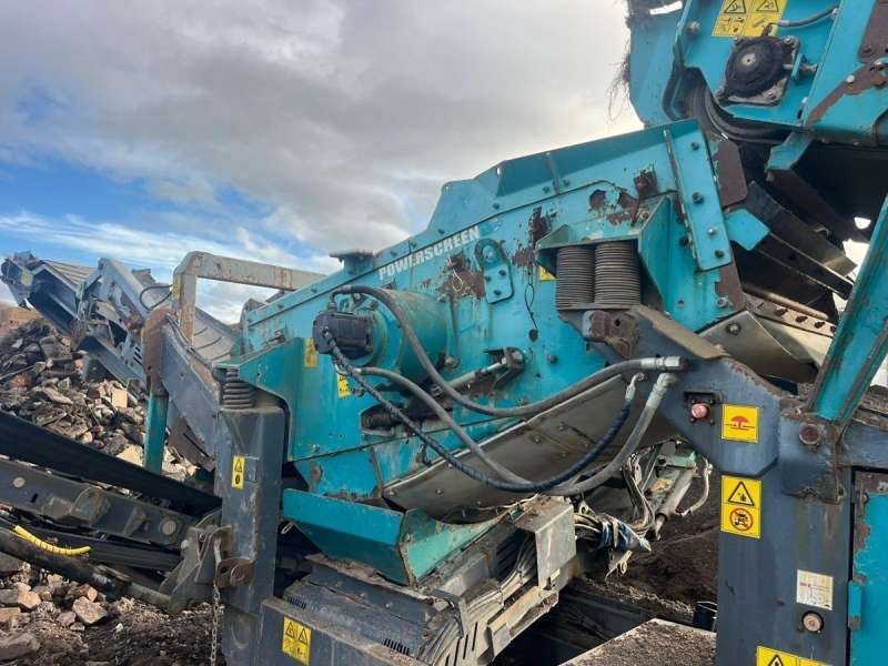 Cribadora Powerscreen Warrior 600 de segunda mano - Cribadoras de ...