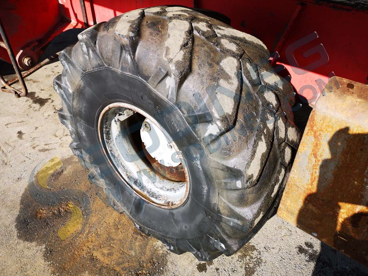 Pelle Sur Pneus Poclain 60 Pb d'occasion - Pelles sur Pneus d'occasion ...