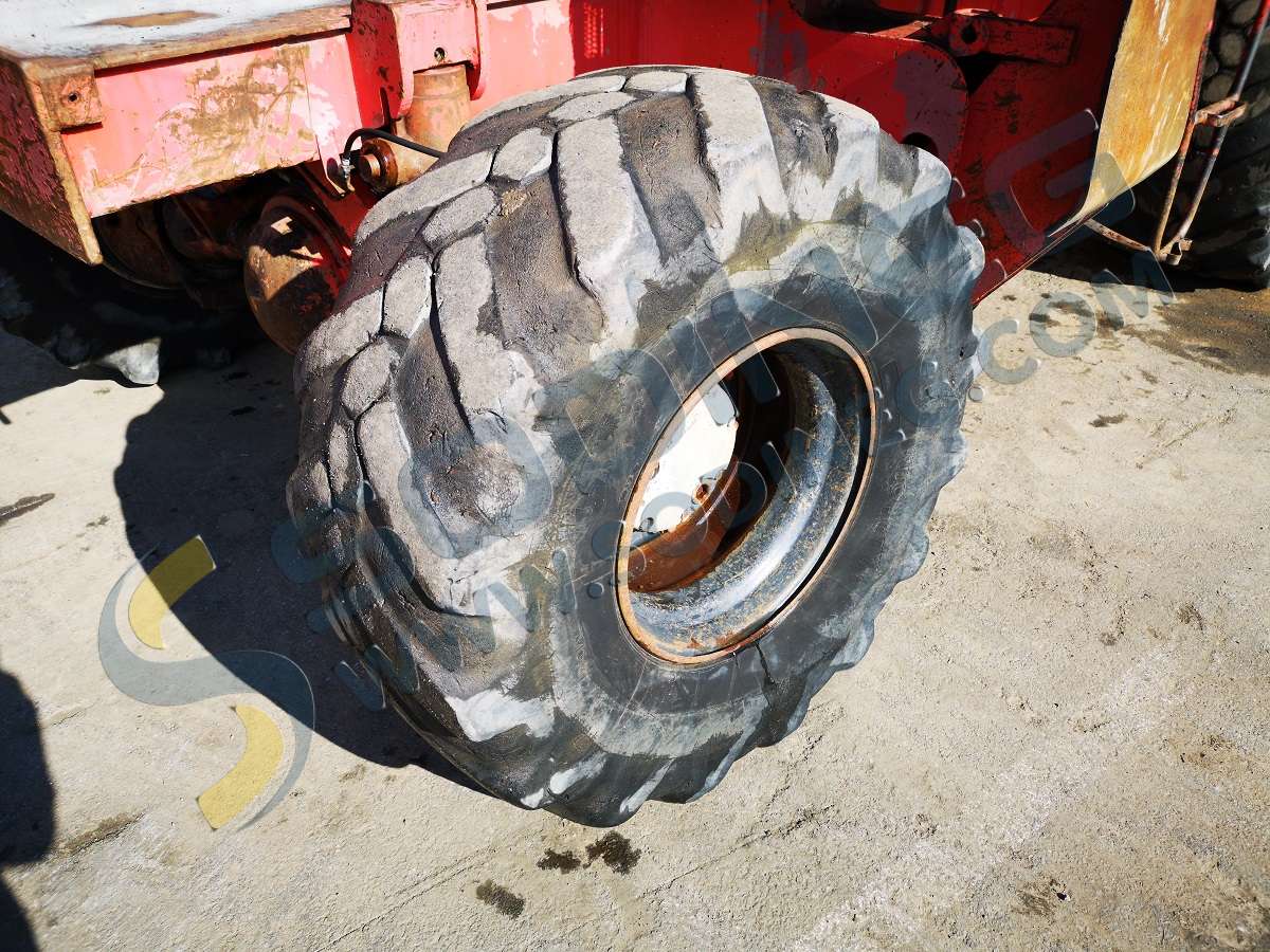 Pelle Sur Pneus Poclain 60 Pb d'occasion - Pelles sur Pneus d'occasion ...