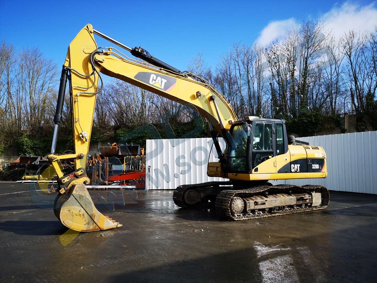 Raupenbagger Caterpillar 320d gebraucht - Raupenbagger gebraucht ...