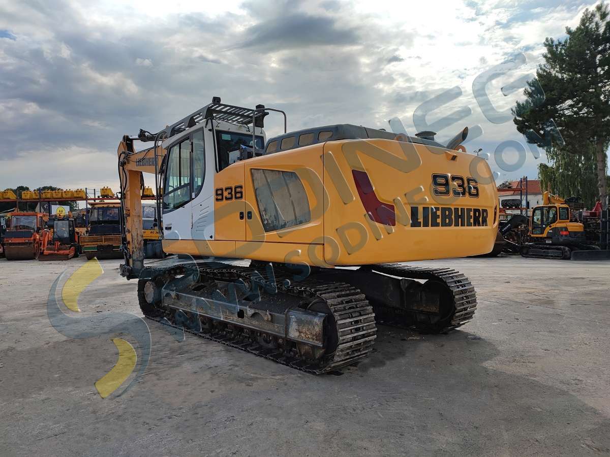 Raupenbagger Liebherr R936 Nlc gebraucht - Raupenbagger gebraucht ...