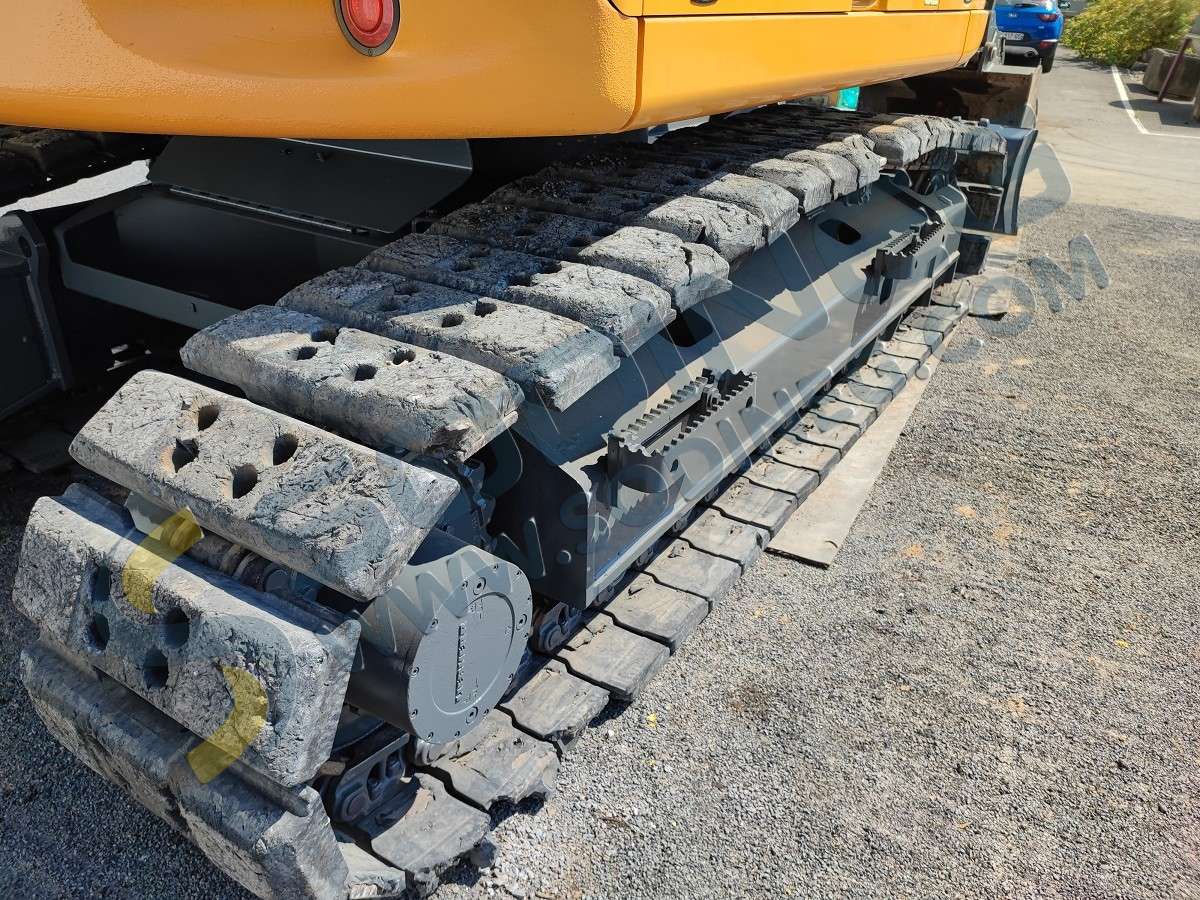 Crawler Excavator Liebherr R920 Compact Nlc used - Excavators (Tracked ...