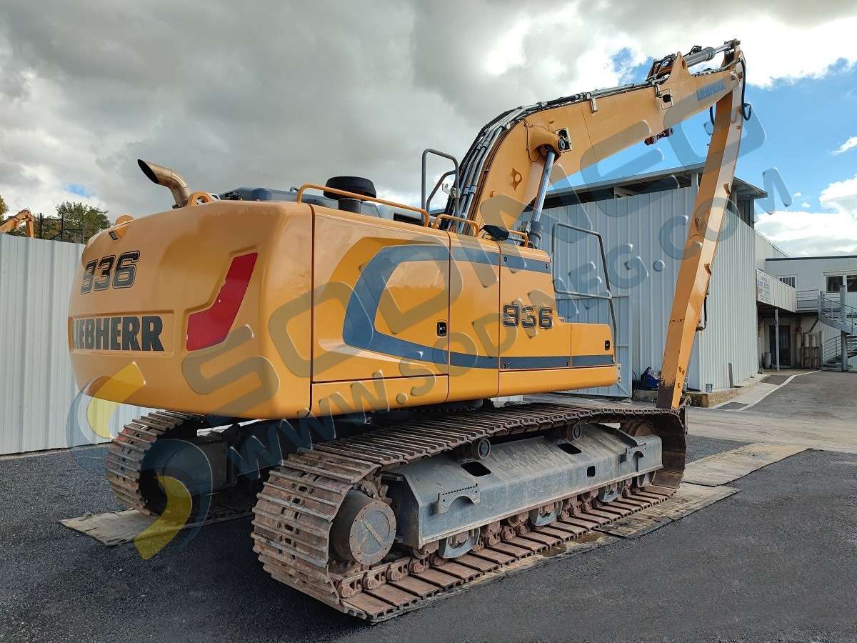 Long Reach / Hight Reach Excavator Liebherr R936 Lc used - Long reach ...