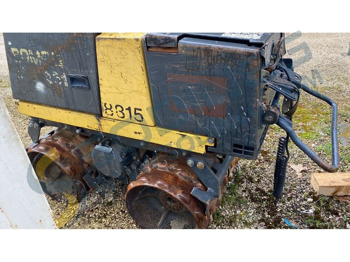 Compacteur à Déchet / Pieds De Mouton Bomag Bmp 851 d'occasion ...