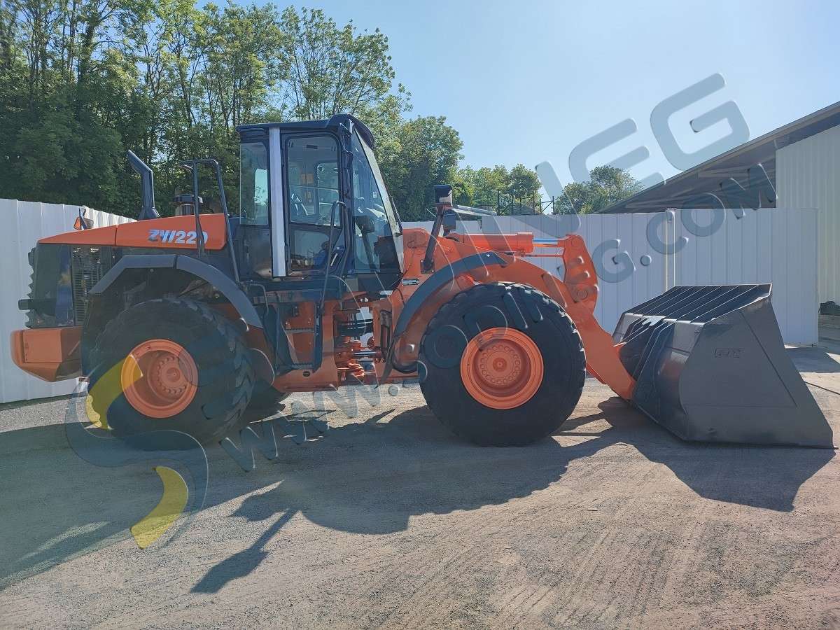 HITACHI ZW220 used - Wheel Loaders used | Sodineg France